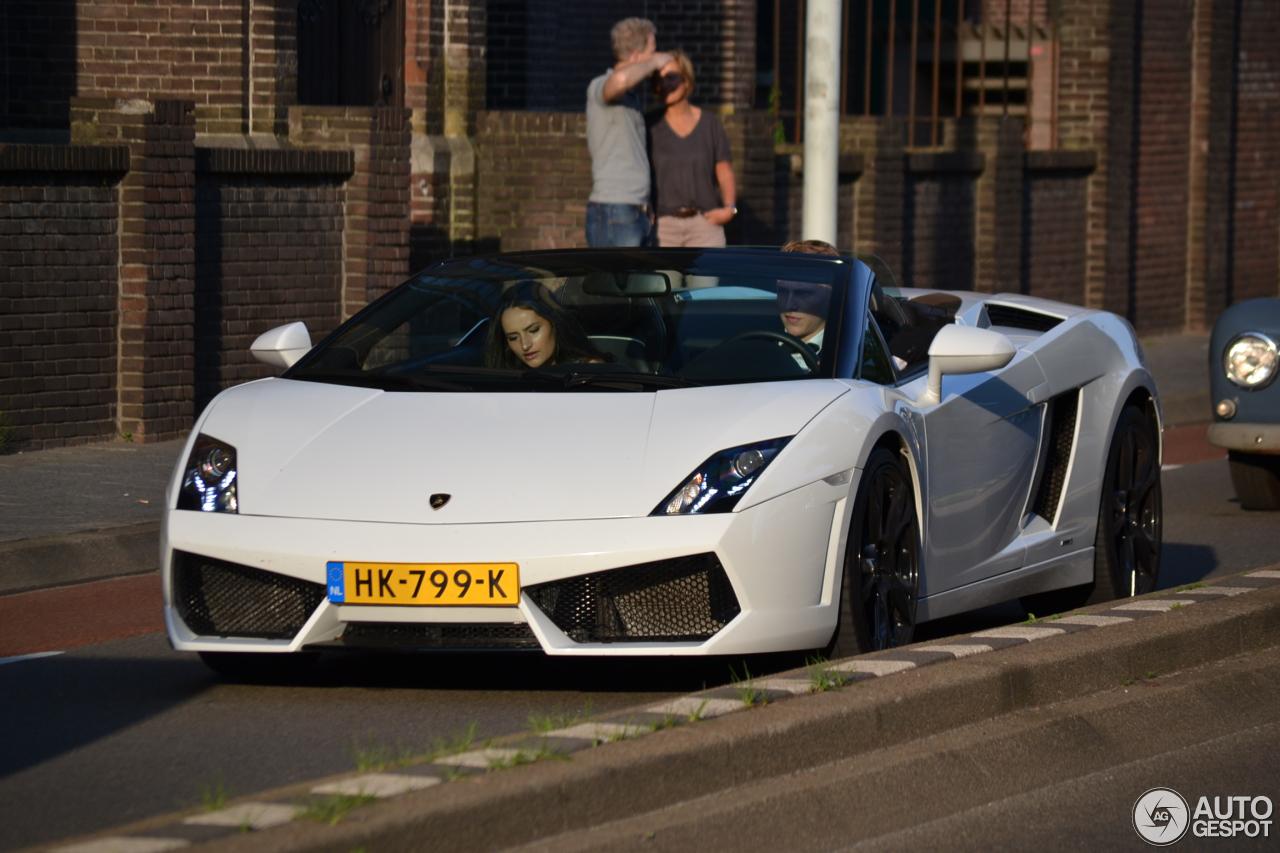 Detail on ? Lamborghini Gallardo LP560-4 Spyder ZHWGE61U9ALA09410