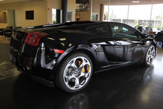 Detail on 2004 Lamborghini Gallardo ZHWGU11SX4LA01194