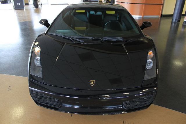 Detail on 2004 Lamborghini Gallardo ZHWGU11SX4LA01194